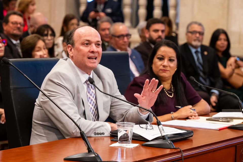 Senado confirma dos nuevos jueces asociados al Tribunal Supremo de ...